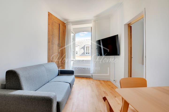 Paris Heart Place Des Victoires - Paris