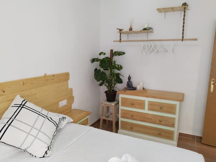 El Jardín Secreto - Sevilla - Sevilla, España