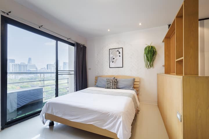 Nordiczen View Studio (Bathtub +Netflix + Park) - Bangkok