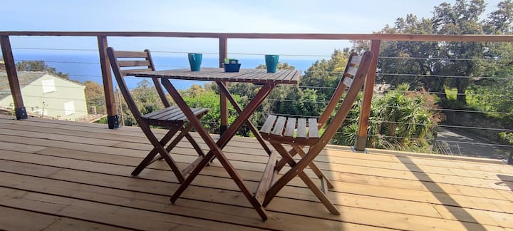 Chambre + Petit Déjeuner Sur Terrasse Vue Mer - Cap Corse