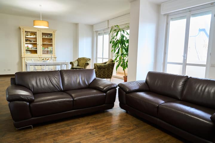 Casa Rosita - Accogliente Pentavano Arredato - Carbonia