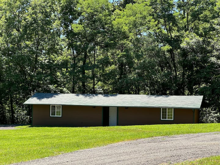 Cottage 20 - Cave Township, IL