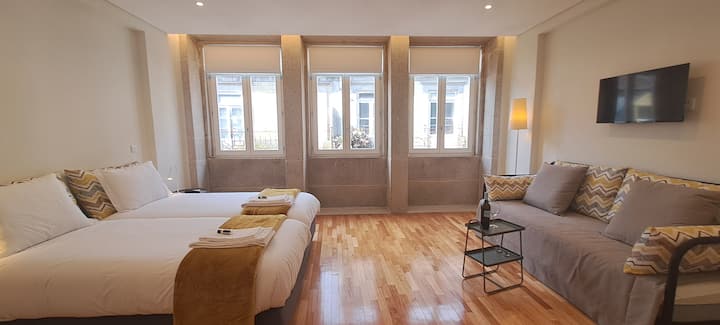 Charming Flat Downtown - Porto, Portugal