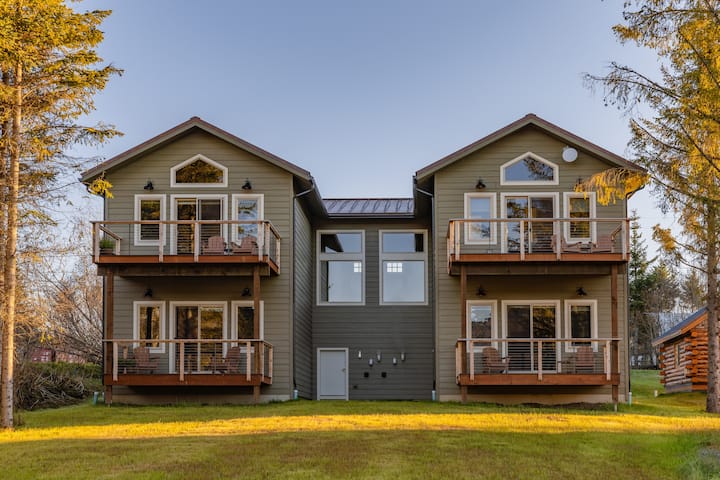 Luxury Suites - Homer, AK