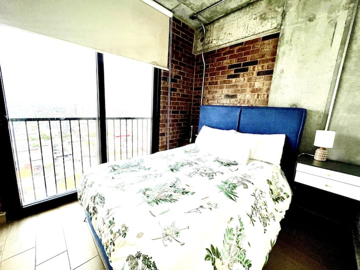 Depa Completo En La Macroplaza Para 2 Personas - Monterrey