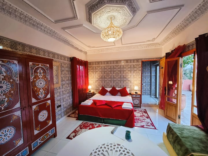 Suite Lux Avec Sdb Privative à Villa Des éToiles : - Ourika