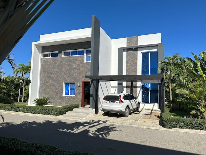 Timeless Luxury Villa-ocean View 3brm-5bath-pool - 索蘇阿