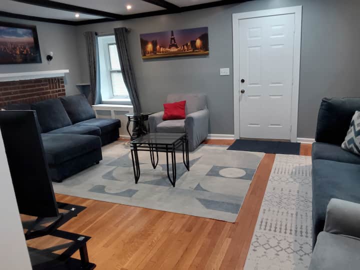 4br 2 Baths Home Near Train, Shopping & Dining. - Philadelphie, PA