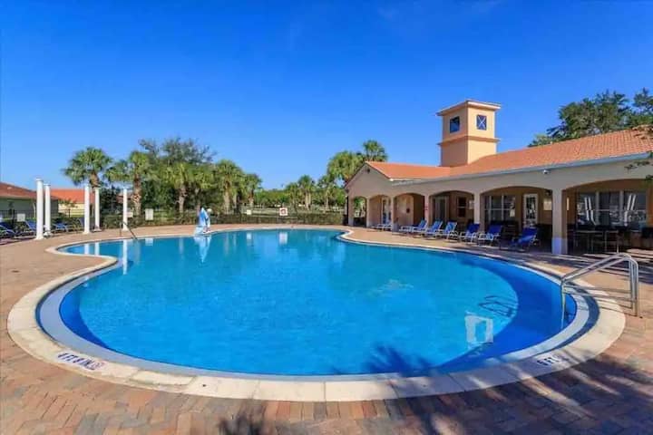 Resort Townhome With Pool Gym Near Airport & Parks - Orlando International Airport (MCO)