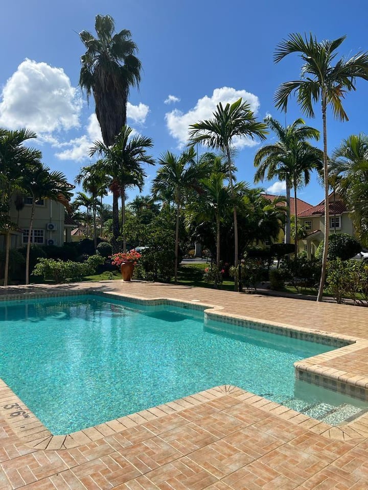 Cozy 2 Bedroom With Pool - 10 Minutes From Airport - Montego Bay