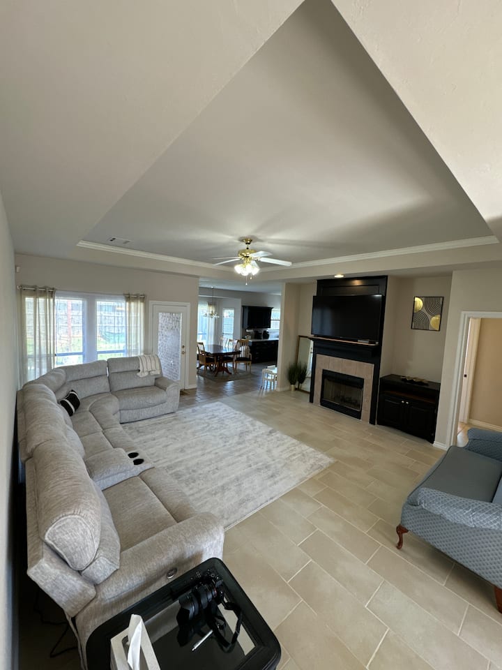 Home Suite Home - Yukon, OK