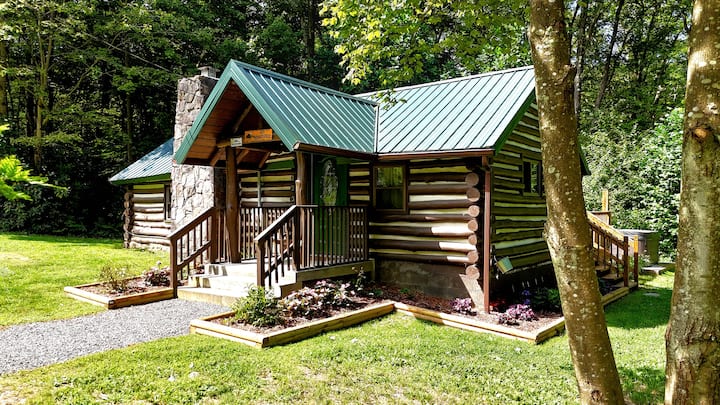 Cozy Log Cabin With Hot Tub In Markleysburg! - Youghiogheny River Lake, PA