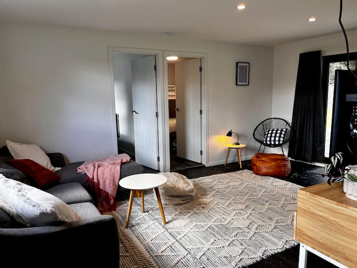 Phenom Whare In Waitārere - Levin