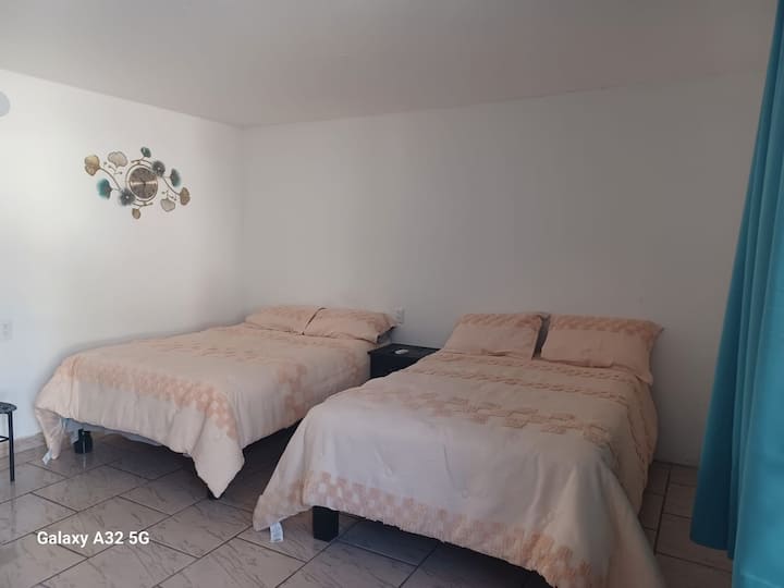 Estancia Los Pinos; Privada Y Con Piscina Templada - Miguel Hidalgo y Costilla Guadalajara Airport (GDL)