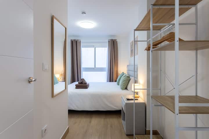 Minimalistic On The City Center With Self-check-in - Alicante