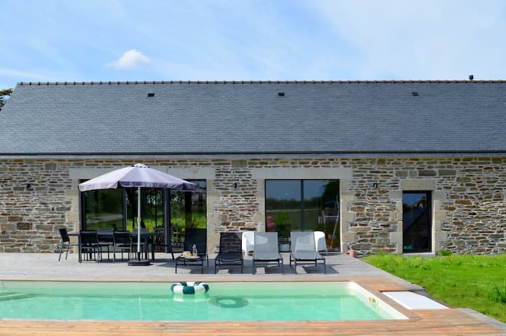 Maison Et Dépendance Kerhastel
Mer Et Piscine - Pouldreuzic