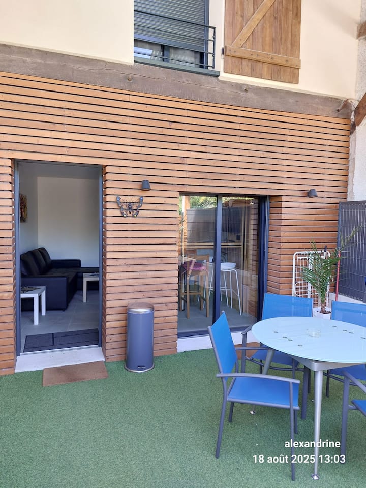 Charmant Petit T2 En Duplex Proche De Disneyland - イル・ド・フランス