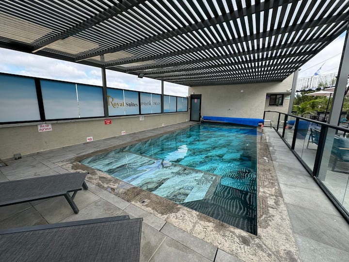 Royal Suites Dalia-מתחם 4 סוויטות עם בריכה וממד - Israël