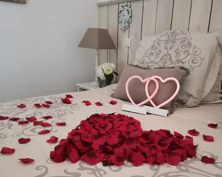 Var Séjour Romantique Piscine Et Jacuzzi - La Motte