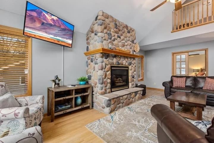 Lakeside Luxury On Round Lake - Nisswa, MN