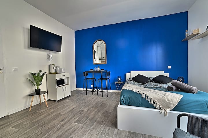 Paradis Bleu | Hypercentre,tv4k,netflix,fibre, Rdc - Saintes