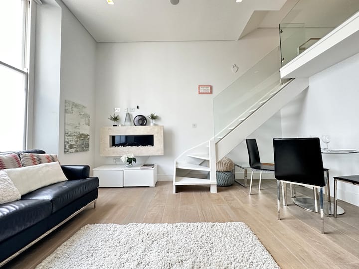Gorgeous New Apt Sleeps 5 In The Heart Of London - London Paddington Station