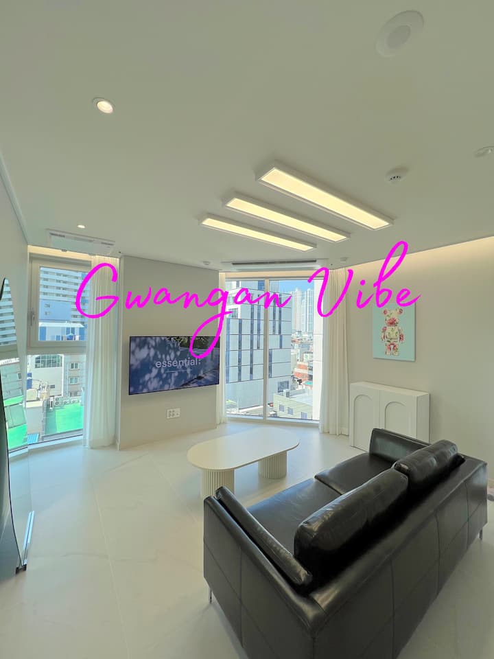 광안 바이브.04 #광안리해변 10초전 #침실2 # 포토스팟 #감성 시티뷰 - Busan