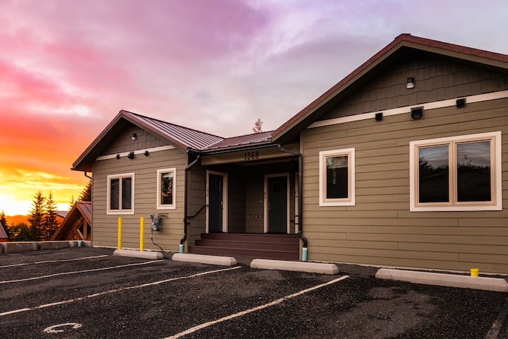 Luxury Suites - Homer, AK