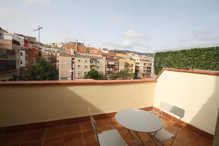 Penthouse With Terrace 3 Rooms - Sant Adrià de Besòs