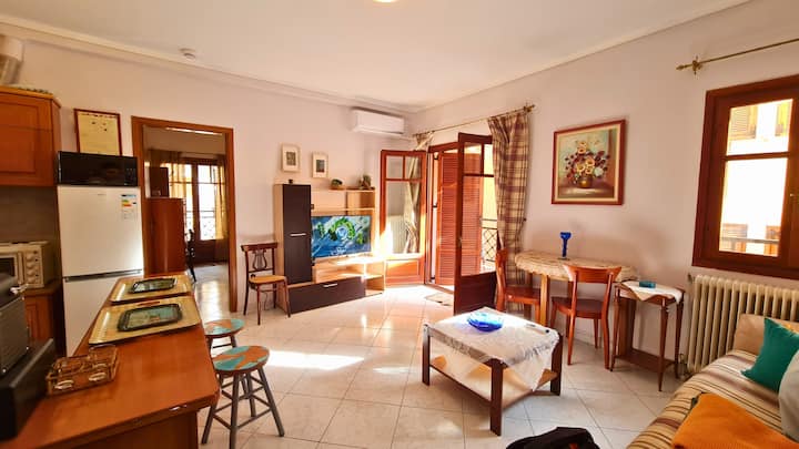 Fully Equipped & Close To Skg Center | 200mbps - Salónica