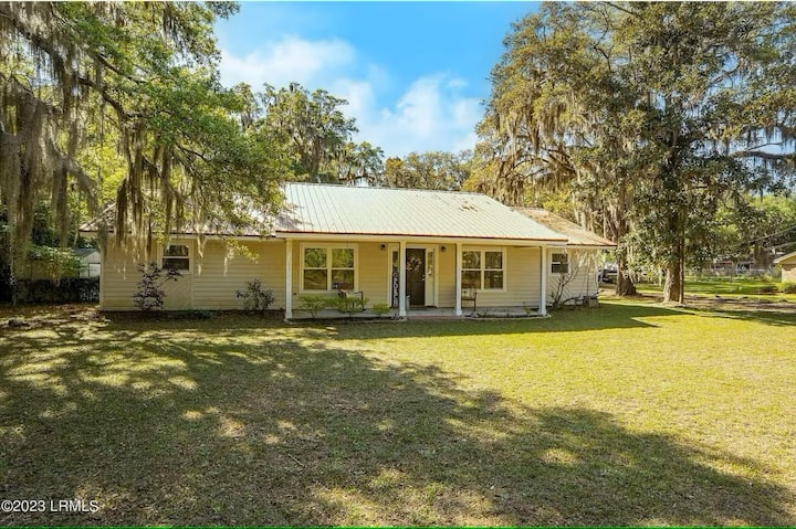 Hookstra Oasis - 3br | 2ba | 8 Beds - Sleeps Many! - Beaufort, SC