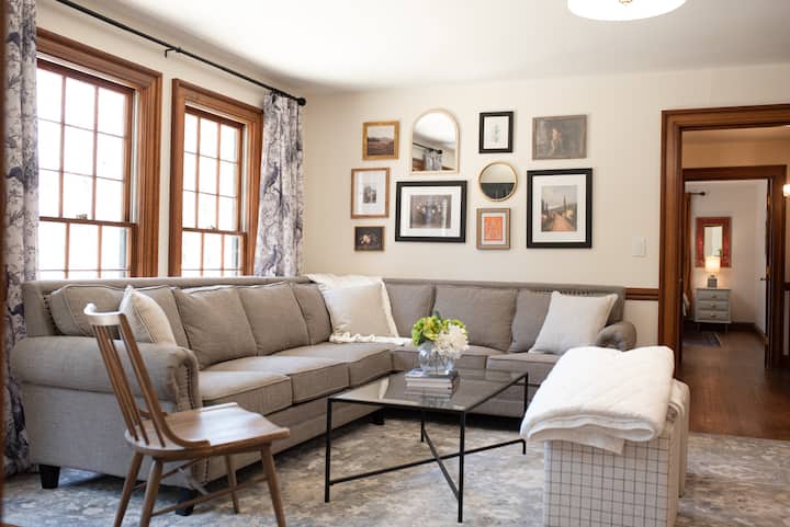 Upscale, Hot Tub, 3 King Beds, Game Room, Spacious - South Carolina