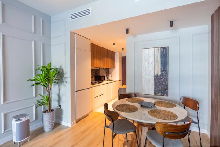 Urban Elegance: Chic Studio On Dubai Marina Walk - Dubai Marina
