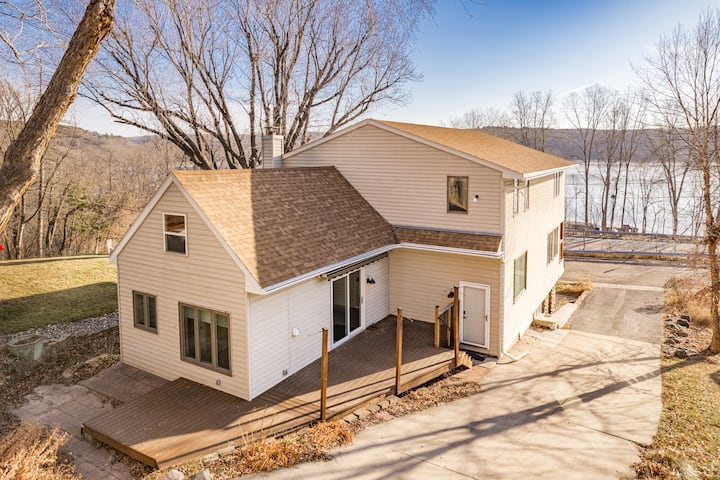 Stone's Throw From St Croix & Downtown Stillwater - Stillwater, MN