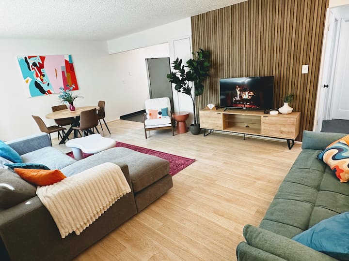 Downtown 3 Bdrm Apt 4, Close To Cafes, Supermarket - Redding, CA