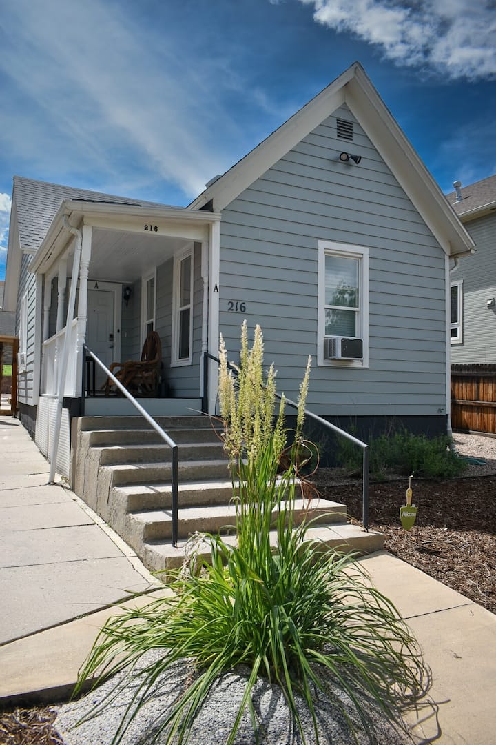 03/01 Now Available *5 Bed *2 Whole Homes In One! - Colorado