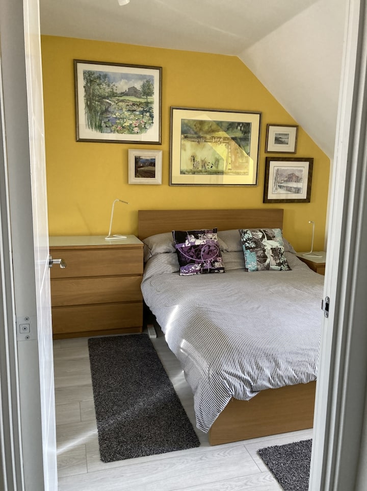 Double En-suite Room In Quiet Location - Gloucestershire