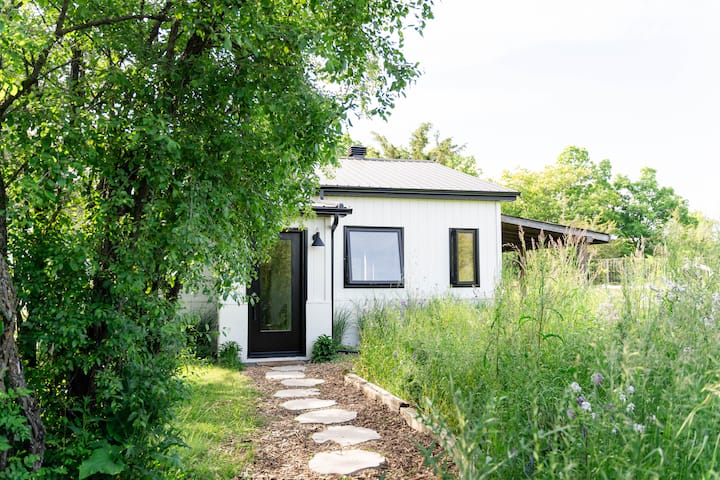 Boutique Retreat House In Prince Edward County - Brighton