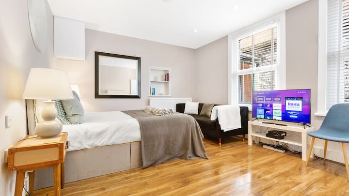 Modern Apartment In East London - Chingford