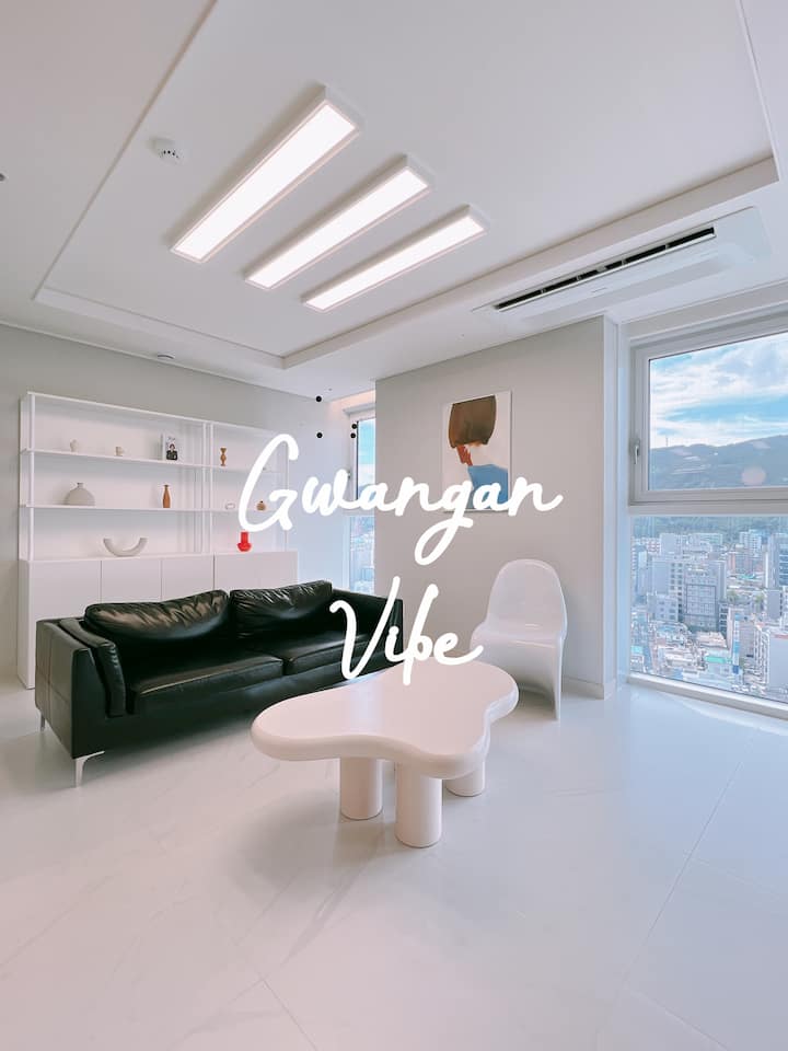 광안 바이브.11 #광안리해변 10초전 #침대2 #포토스팟 #감성 시티뷰 - Busan