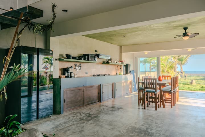 Chéen Beach House - Guatemala