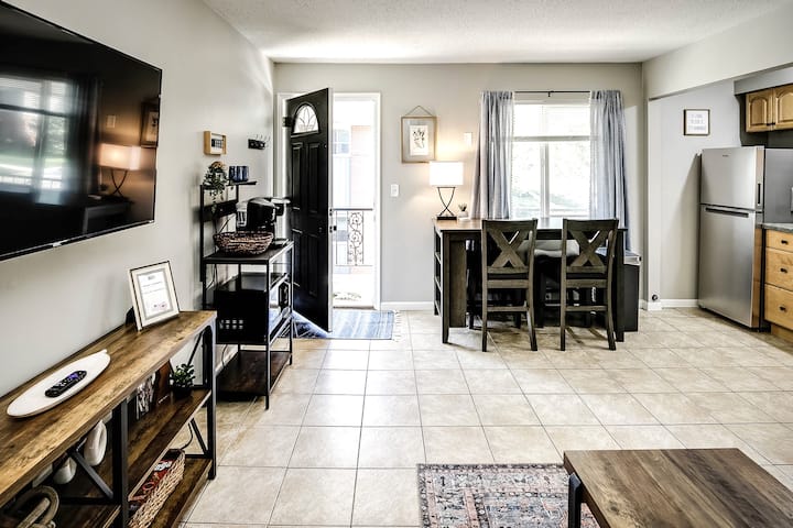 Updated Midtown Apartment! #5 - Omaha, NE