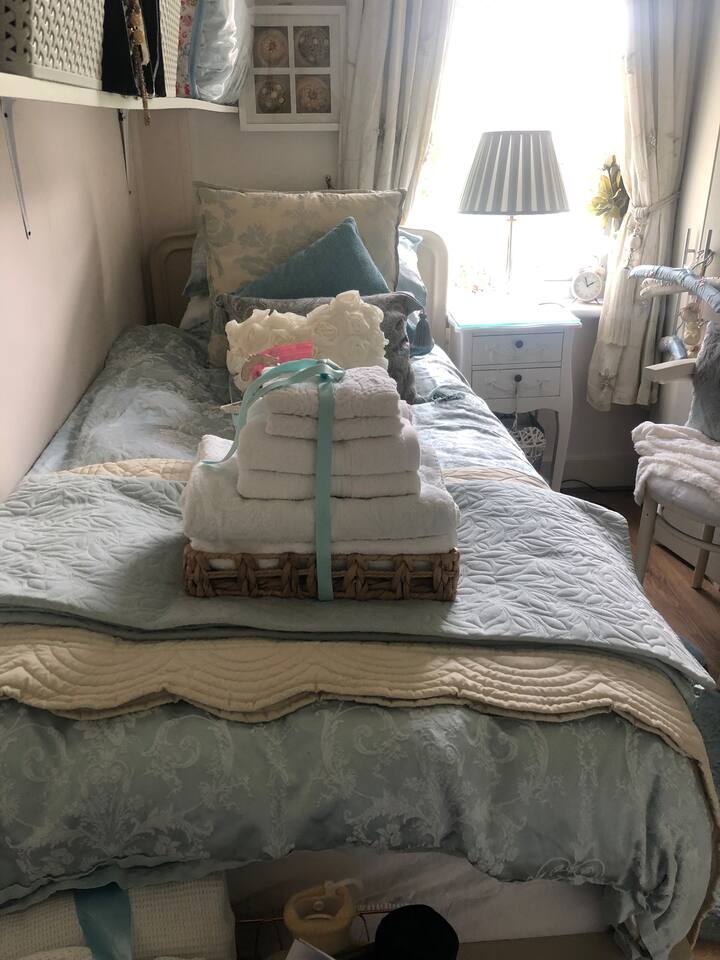 A Cosy Country Cottage - Dartford