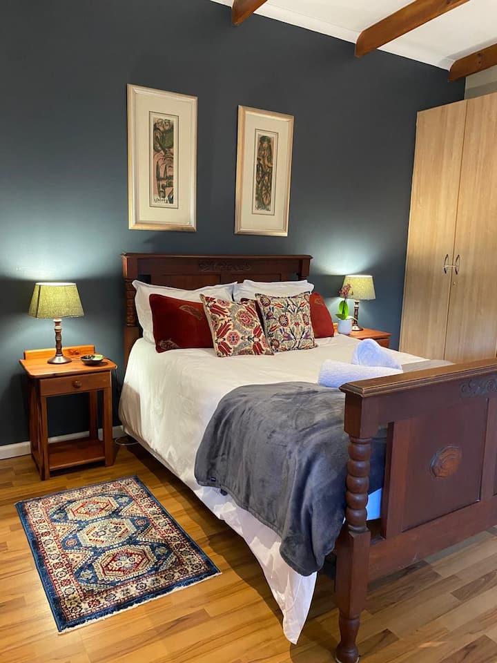 Lily's Corner - George