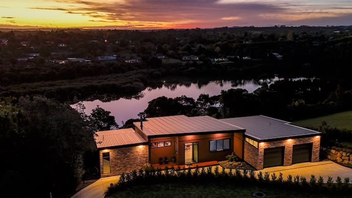 Brand New - Overlooking Kerikeri Inlet - Kerikeri