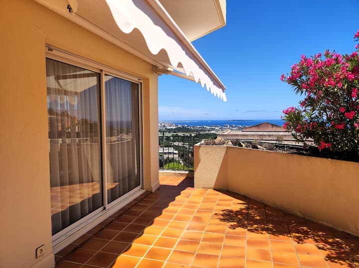 Appartement Terrasse, Résidence Standing, Vue Mer - Mandelieu-La Napoule