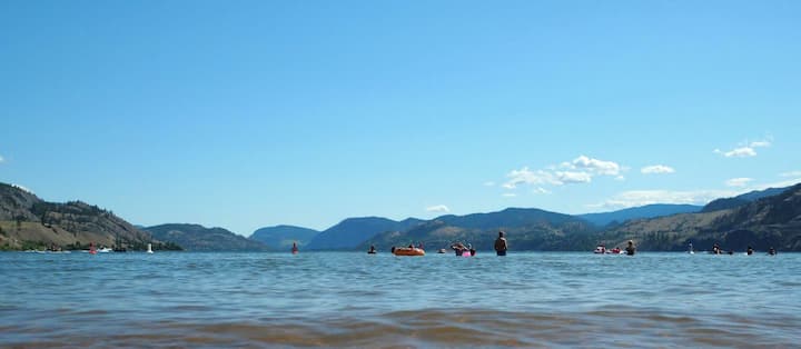 Spacious 3 Bedroom On Skaha Lake - Penticton