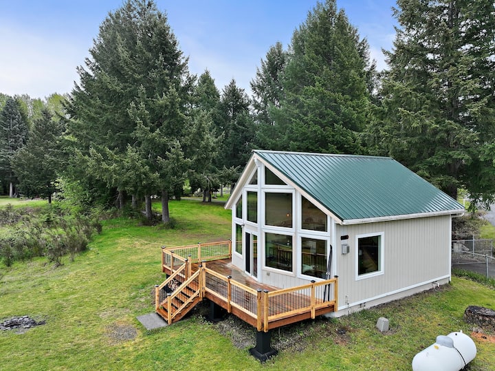 Cozy A-frame In Downtown Packwood - Packwood, WA