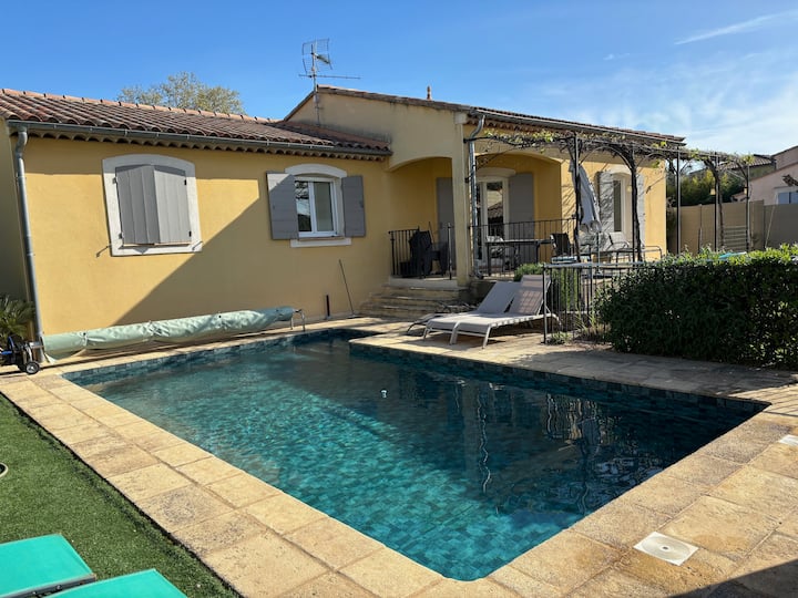 Villa-3 Chambres -Clim-piscine-2 Salles De Bains - Avignon