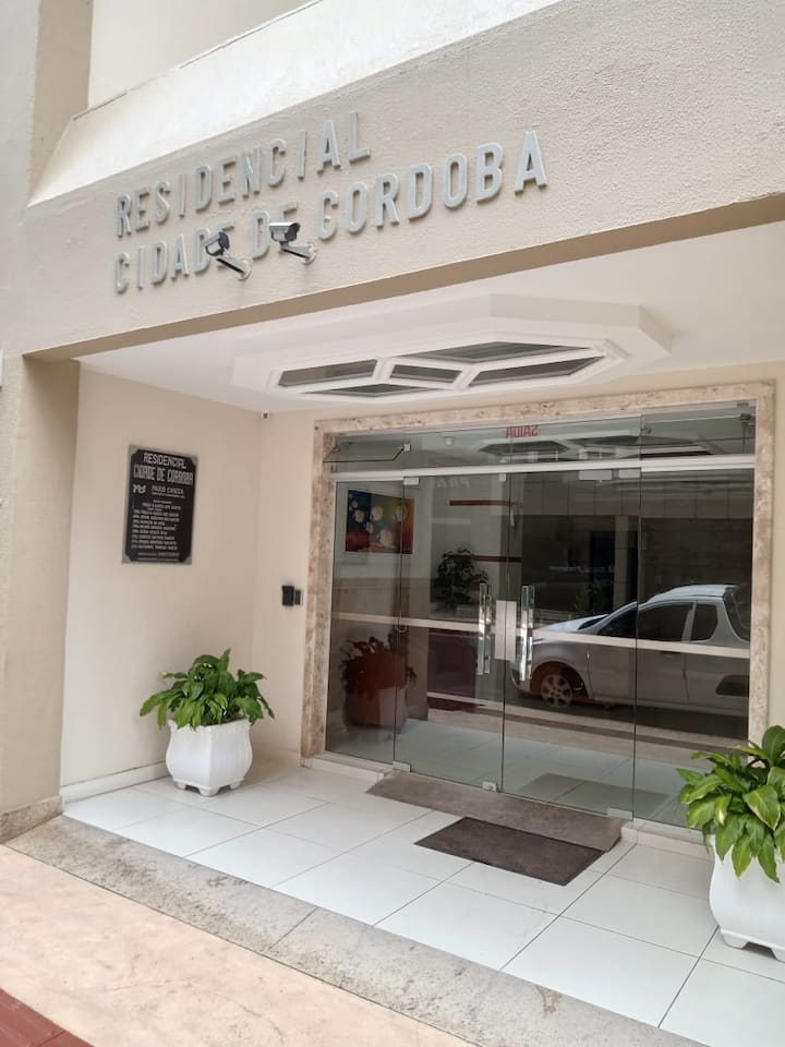 Apartamento Central A 200 Metros Da Praia - Balneário Camboriú